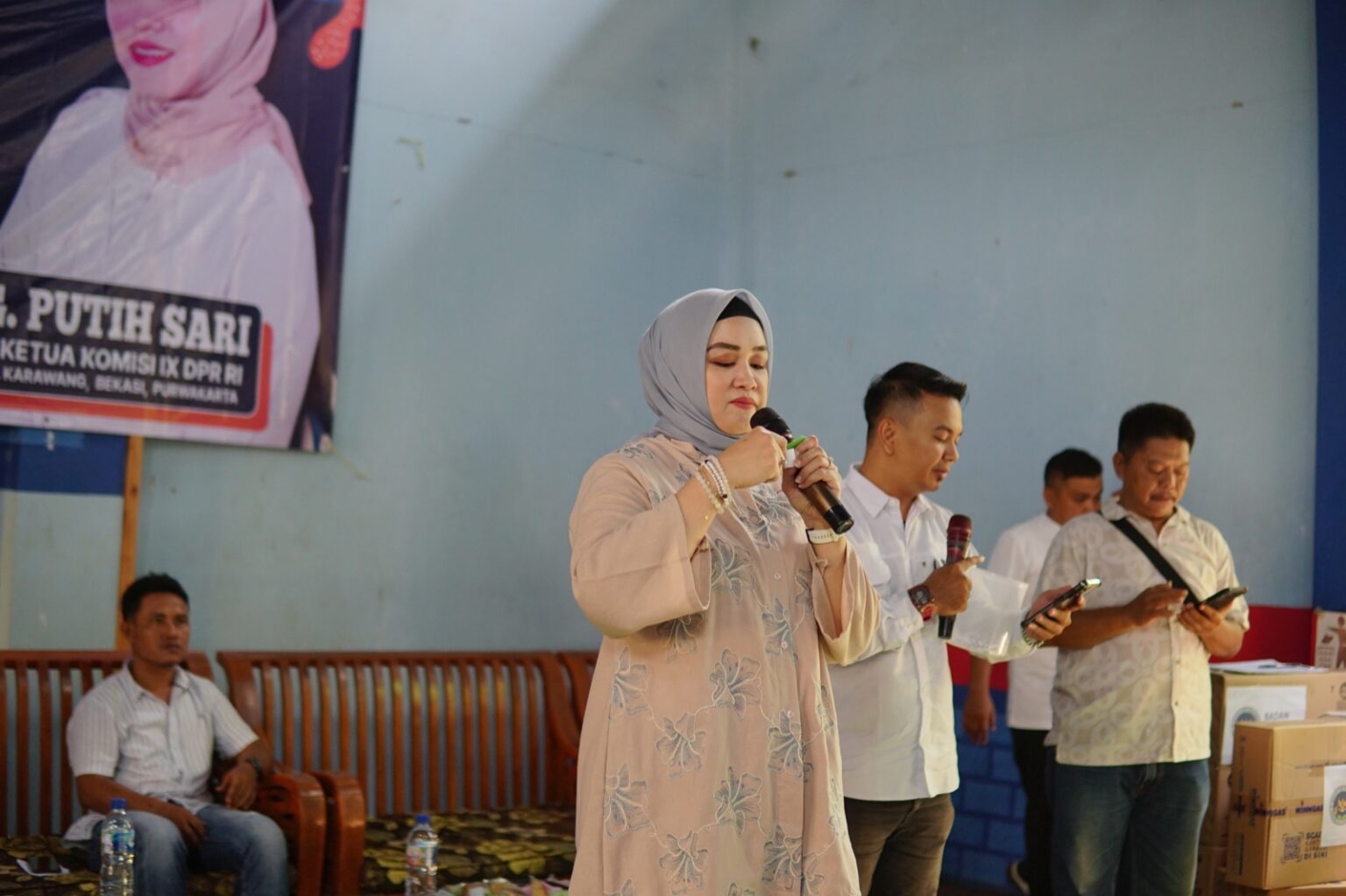 Sosialisasi Program MBG di Karawang, DPR RI Tekankan Pentingnya Gizi ...